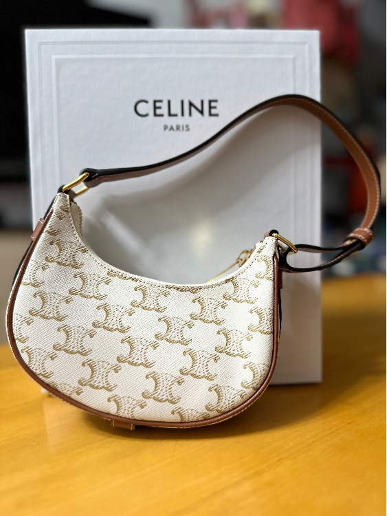 celine mini ava in triomphe | Buyandship Hong Kong
