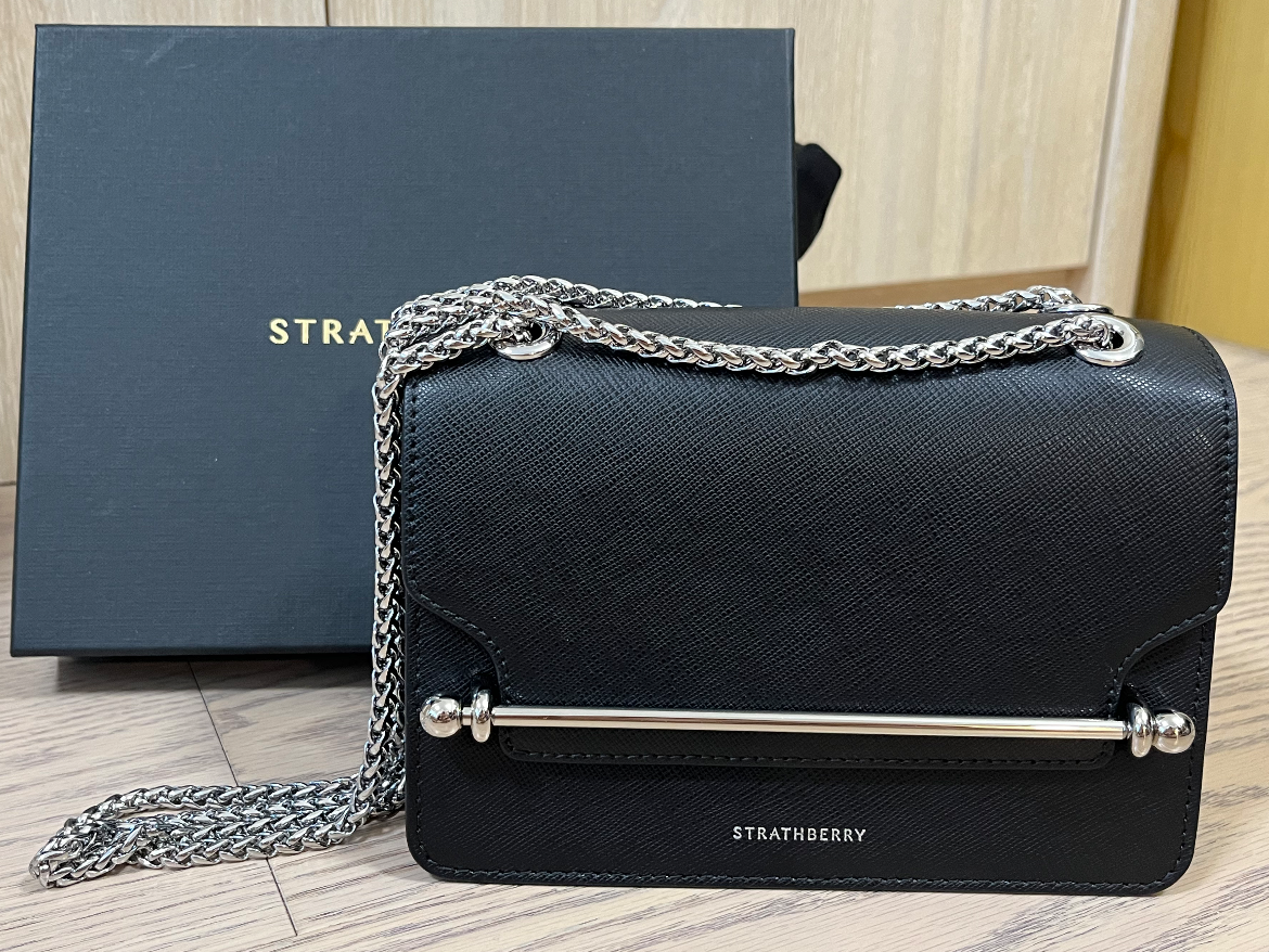 Strathberry Mini east west | Buyandship 台灣 國際代運