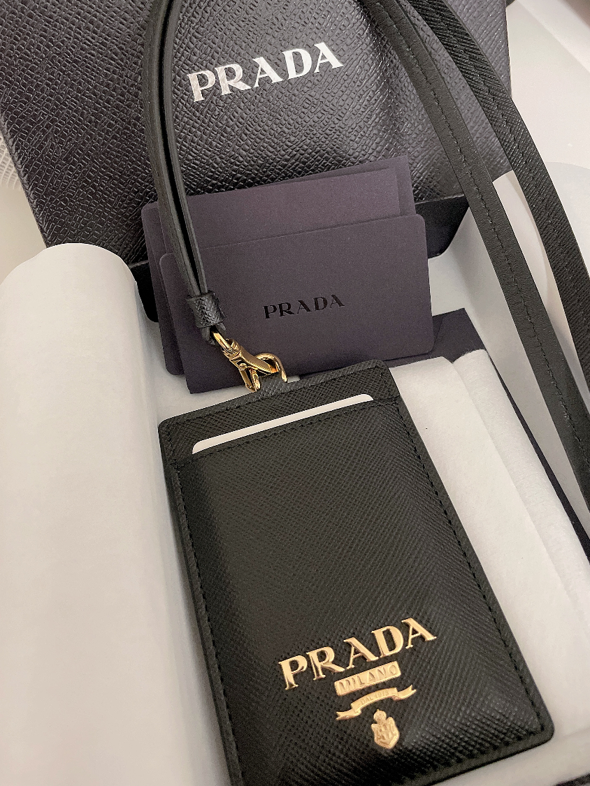 Prada ID cardholder | Buyandship Malaysia