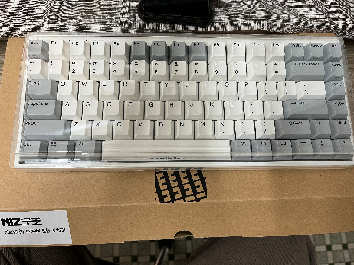 Niz 鍵盤 | Buyandship 台灣 國際代運