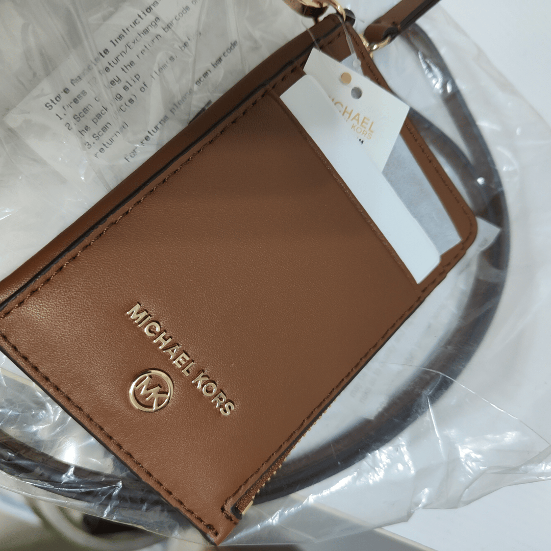 MK識別證 | Buy&Ship（香港）