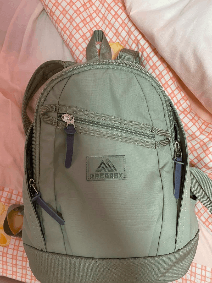 Gregory | Buyandship Hong Kong