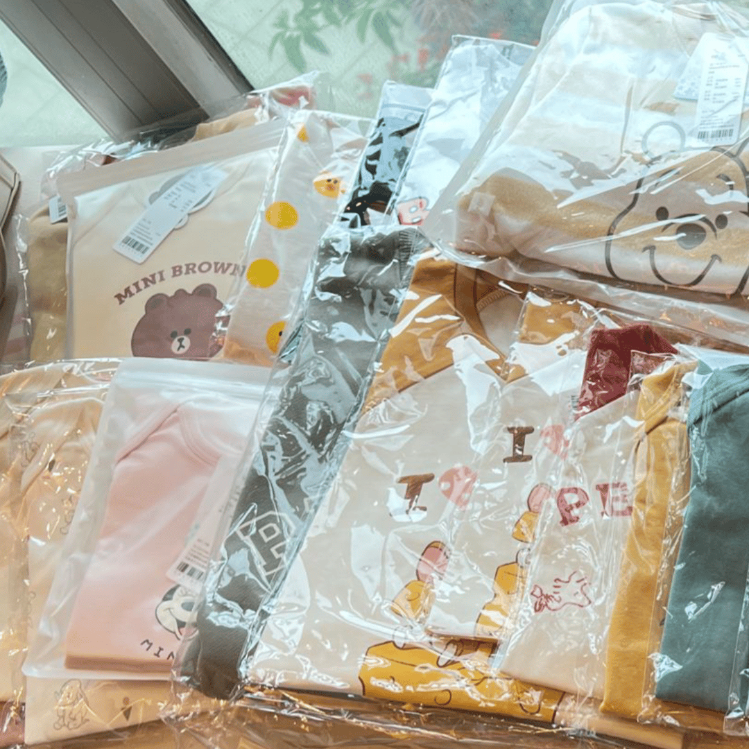 Lativ line friends tee | Buy&Ship（香港）